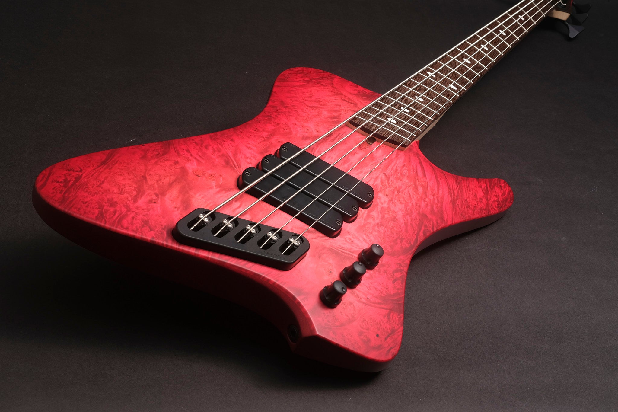 Dingwall Custom D Roc 5 Transparent Red - Stunning Sound - Bass Freaks Sprl